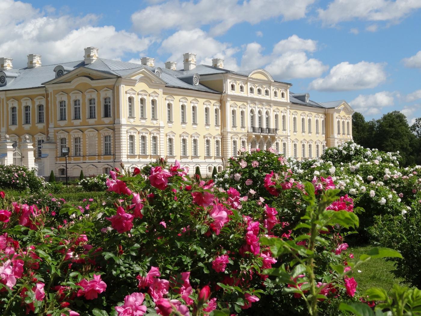 Kartanoiden Baltia - Pohjolan Matka